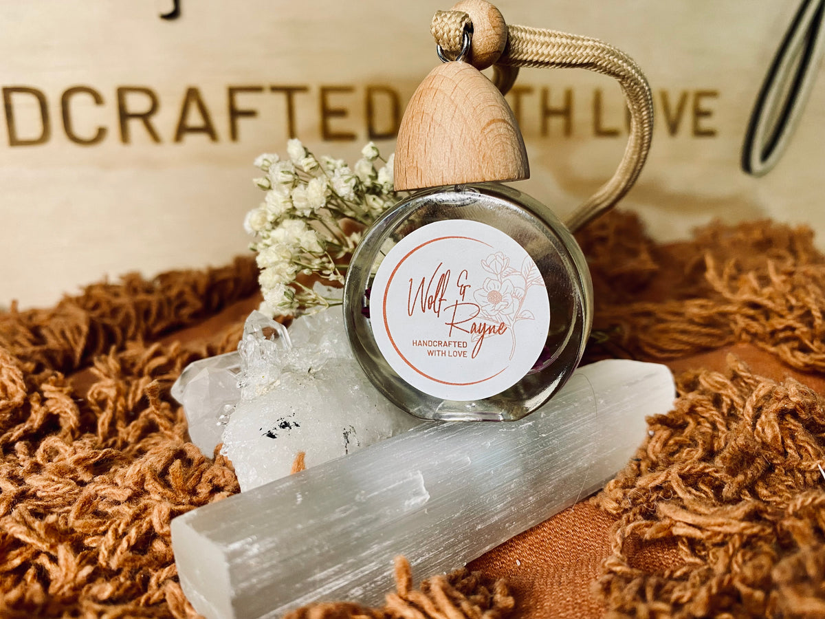 Hanging Diffuser – Wolf and Rayne